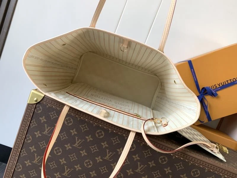Low-cost Louis Vuitton Shopping Bags