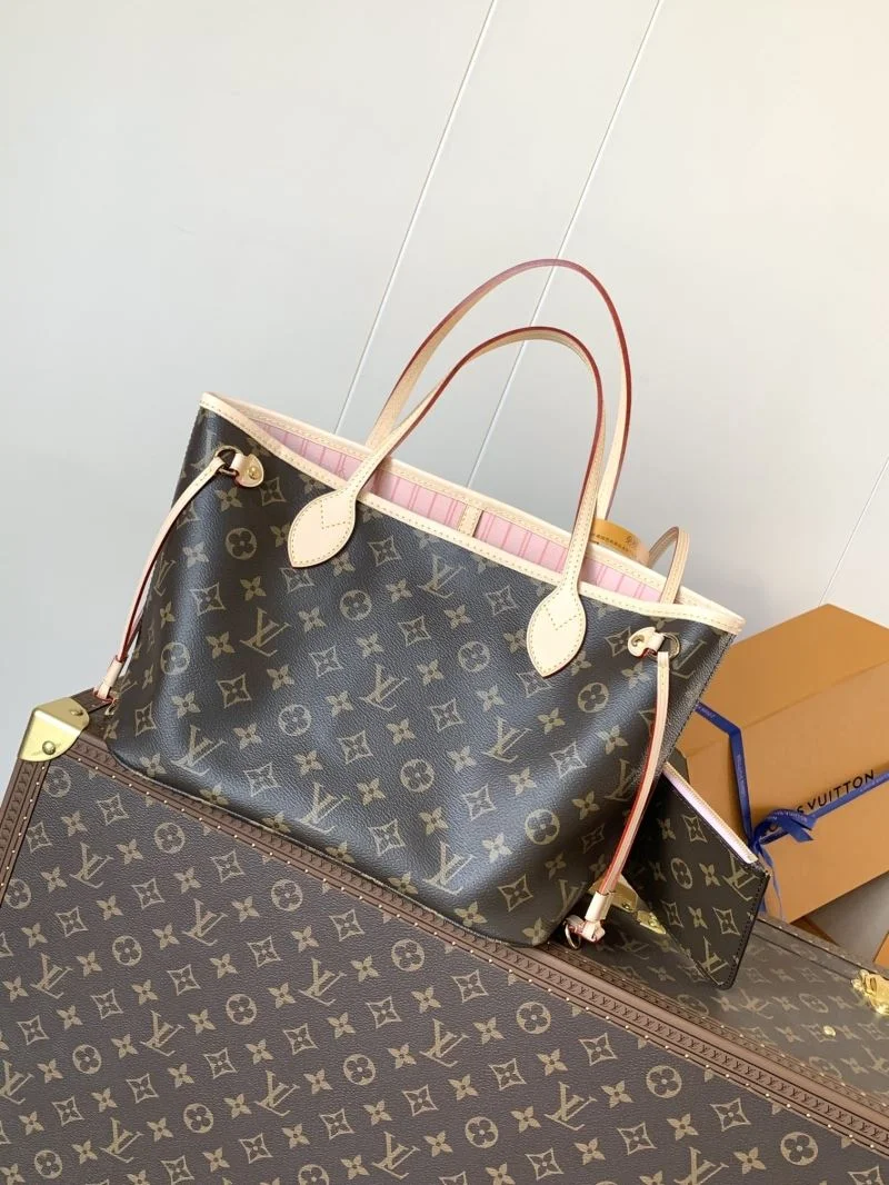 Top mirror Louis Vuitton Shopping Bags