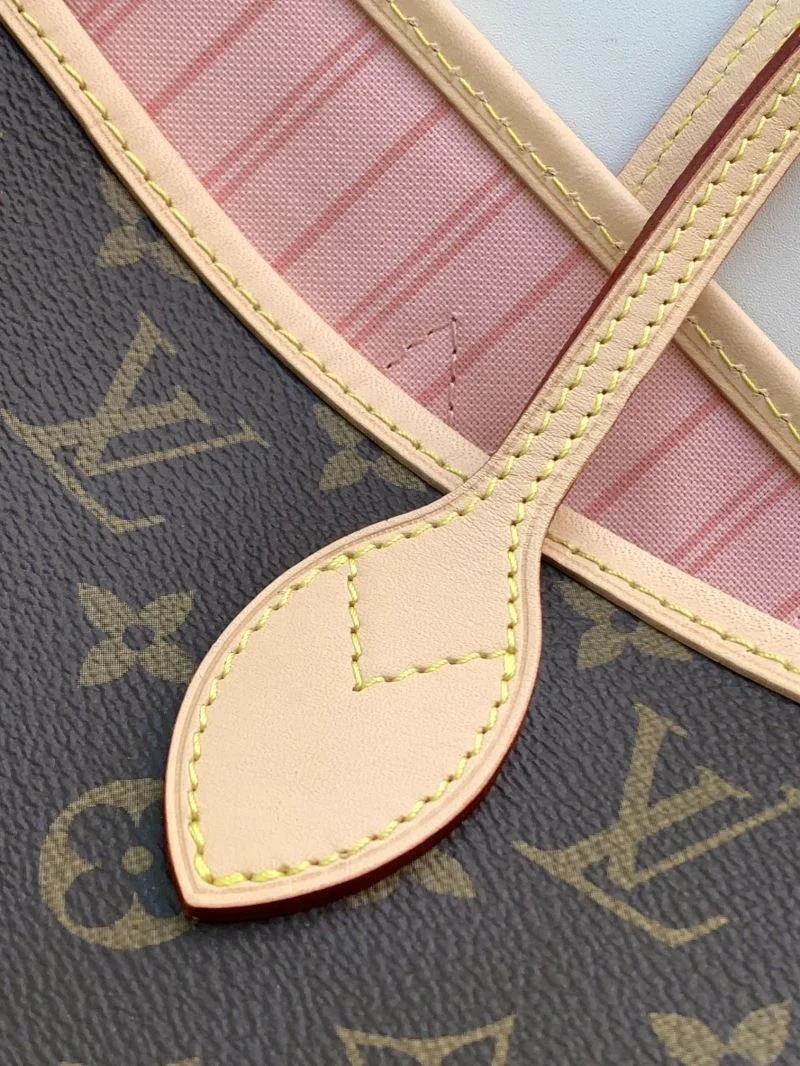 Mirror quality Louis Vuitton Shopping Bags