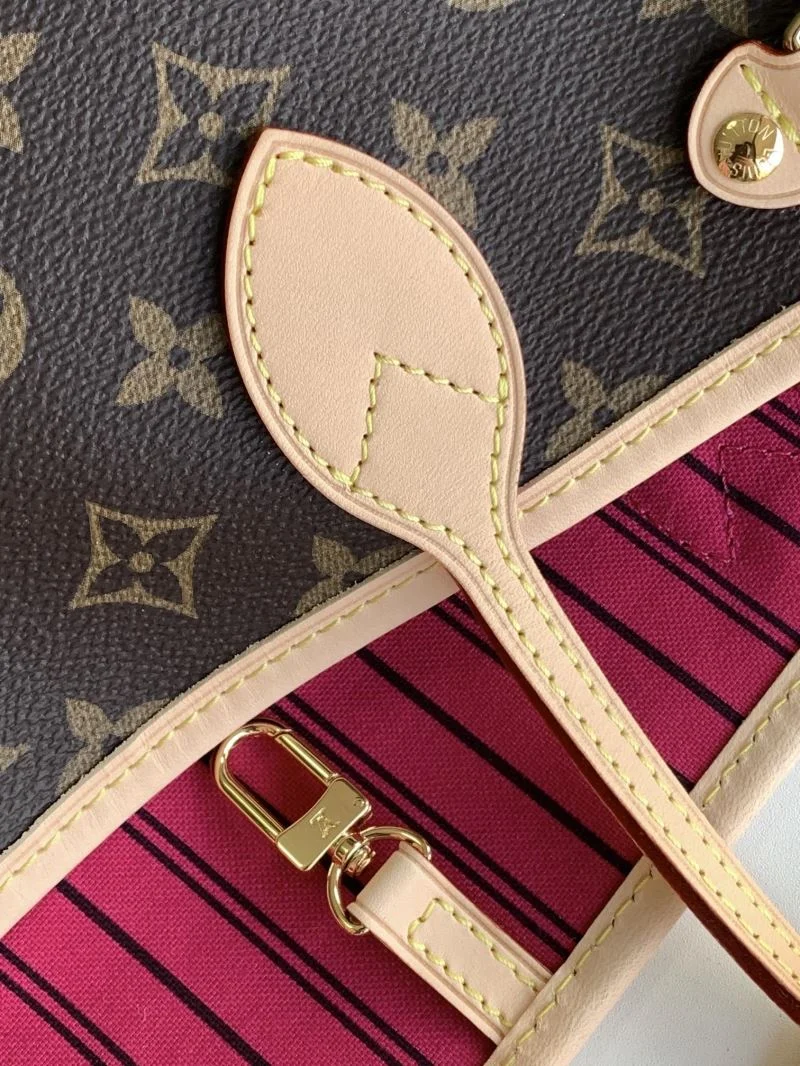 Exact replica Louis Vuitton Shopping Bags