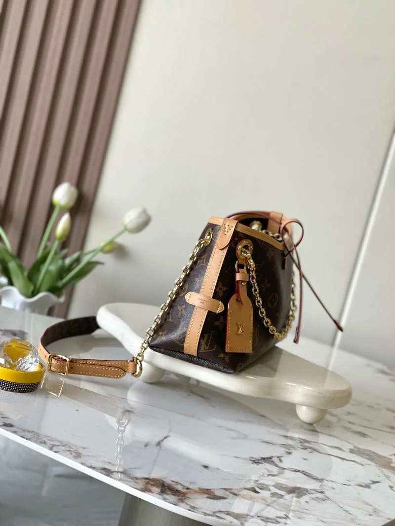 Bargain Louis Vuitton Shopping Bags