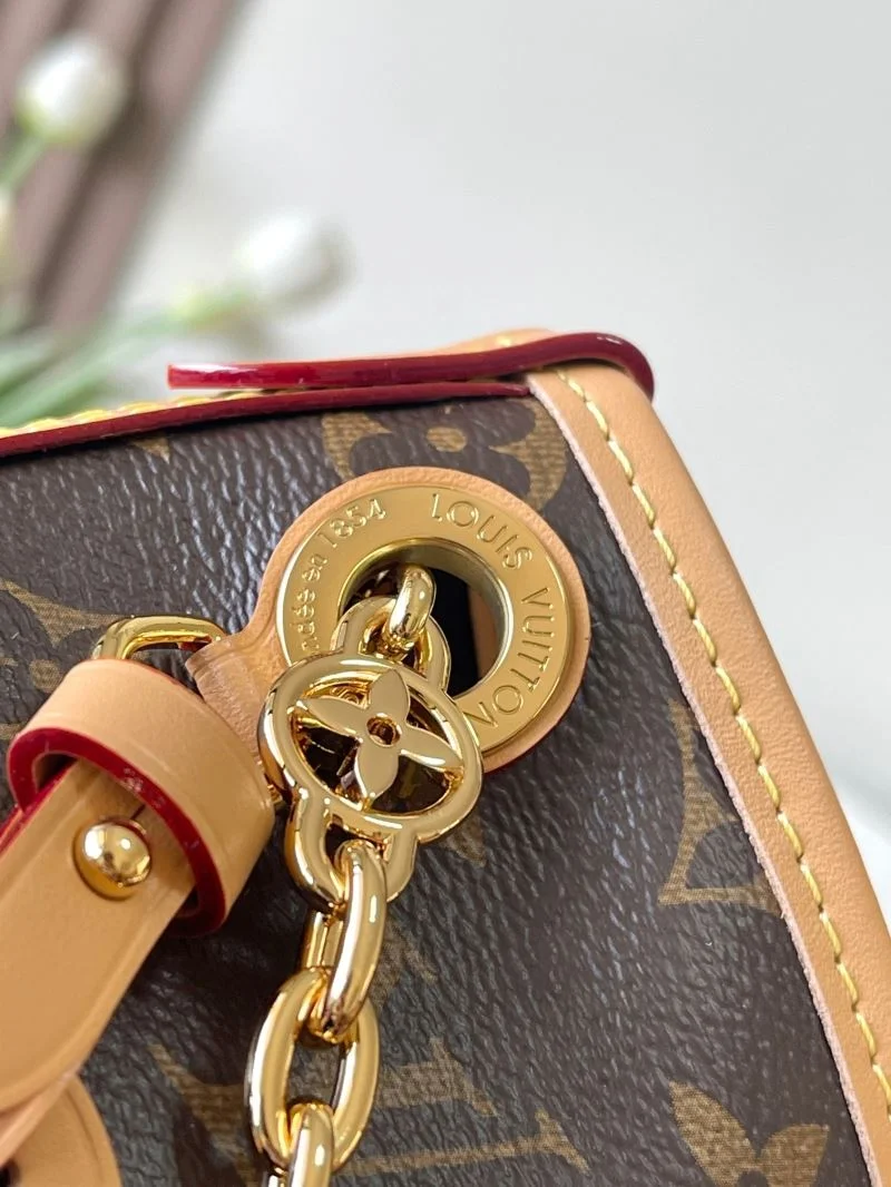 Bargain Louis Vuitton Shopping Bags