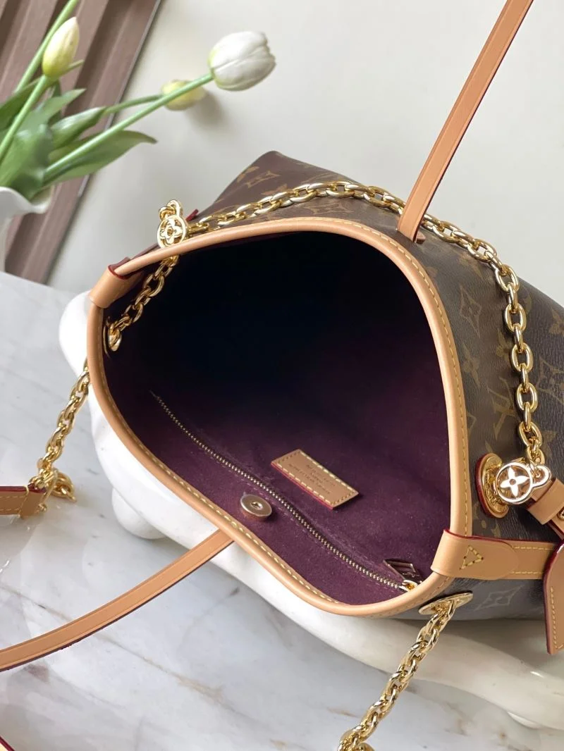Bargain Louis Vuitton Shopping Bags