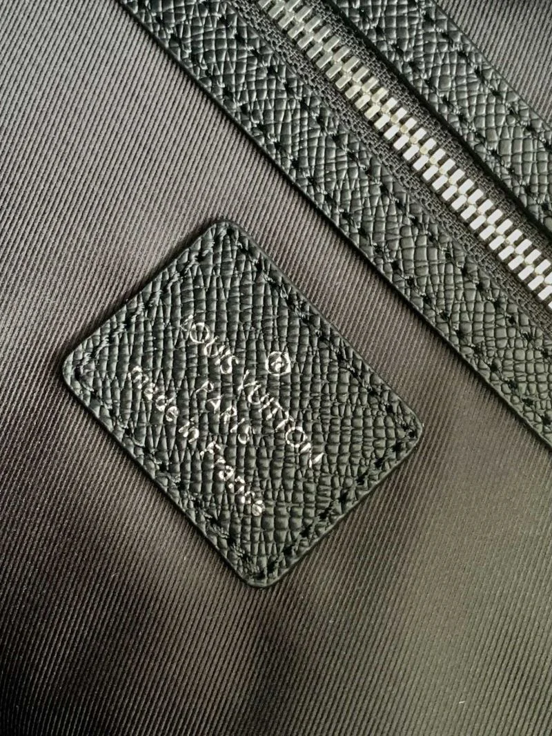 Cut-rate Louis Vuitton Shopping Bags