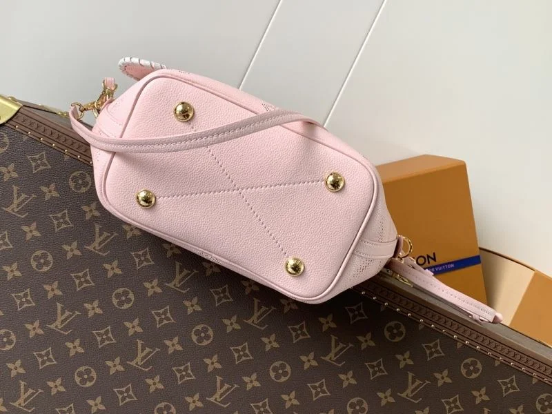 Accurate model Louis Vuitton Shopping Bags