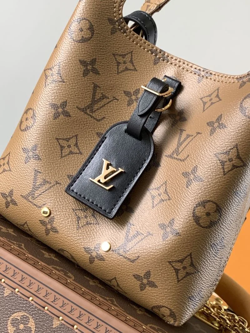 Low-cost Louis Vuitton Shopping Bags