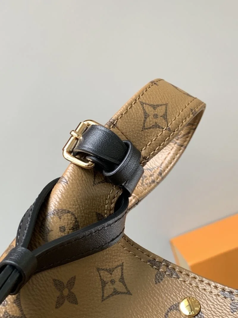 Low-cost Louis Vuitton Shopping Bags