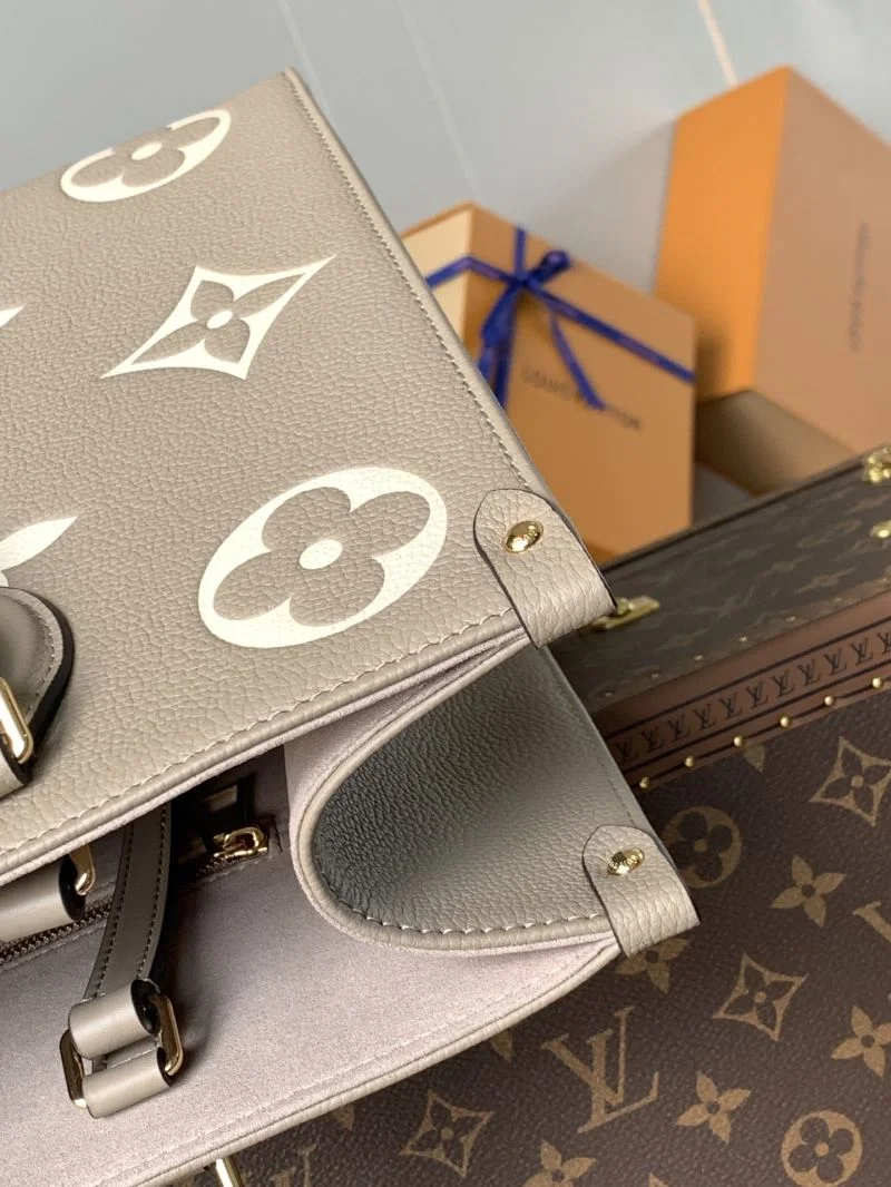Perfect replica Louis Vuitton Shopping Bags