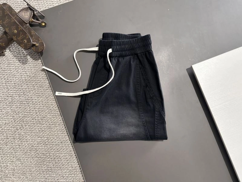 Top match Louis Vuitton Short Pants