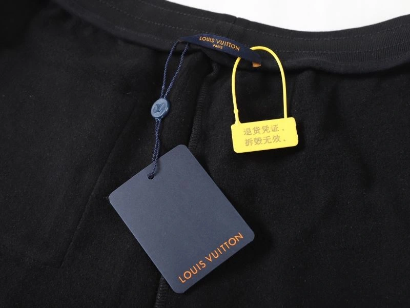 Indistinguishable Louis Vuitton Short Pants
