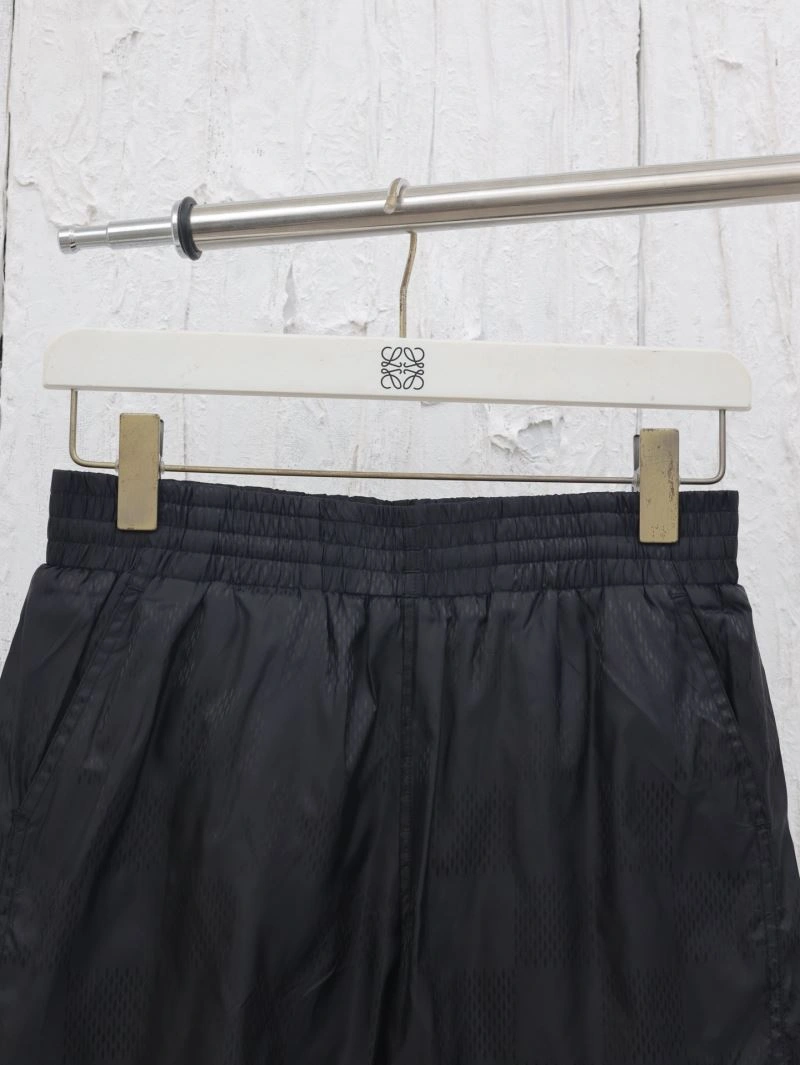 Brand-authenticated Louis Vuitton Short Pants