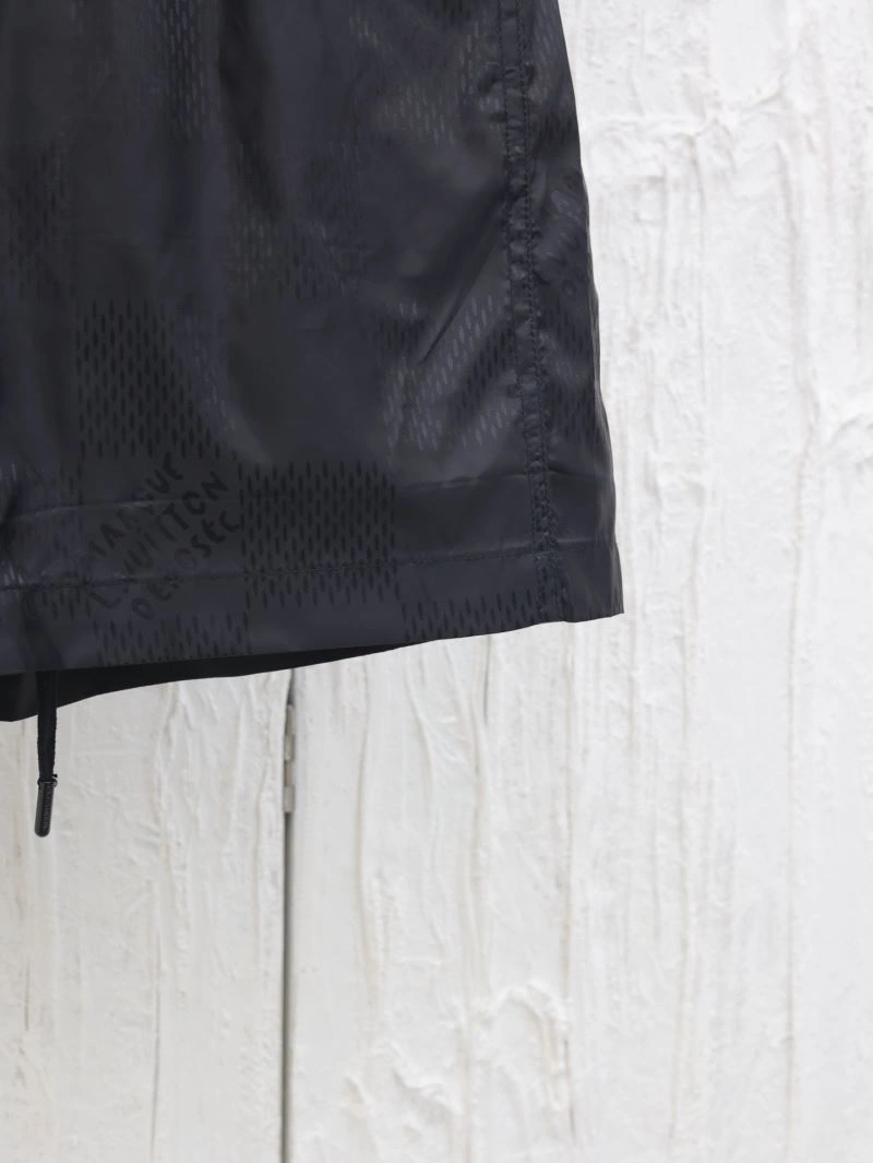 Brand-authenticated Louis Vuitton Short Pants