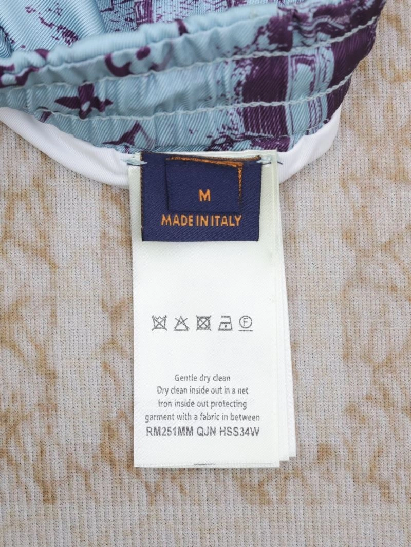 Brand-authenticated Louis Vuitton Short Pants