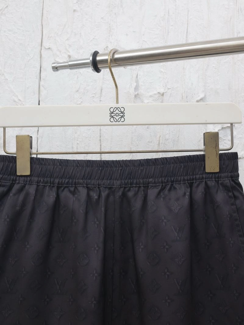 Official Louis Vuitton Short Pants