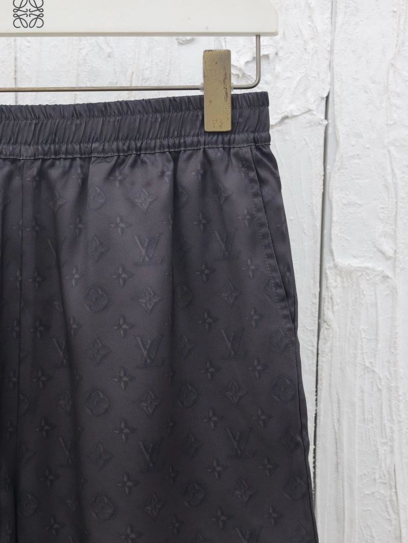 Official Louis Vuitton Short Pants