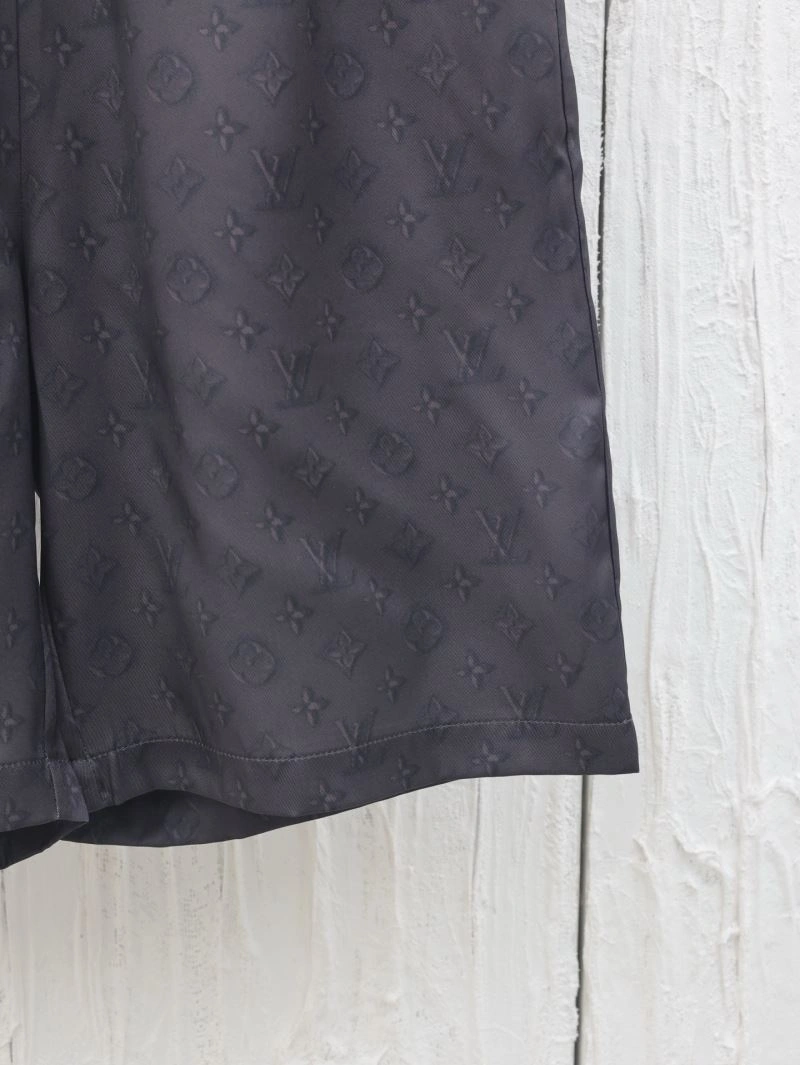 Official Louis Vuitton Short Pants