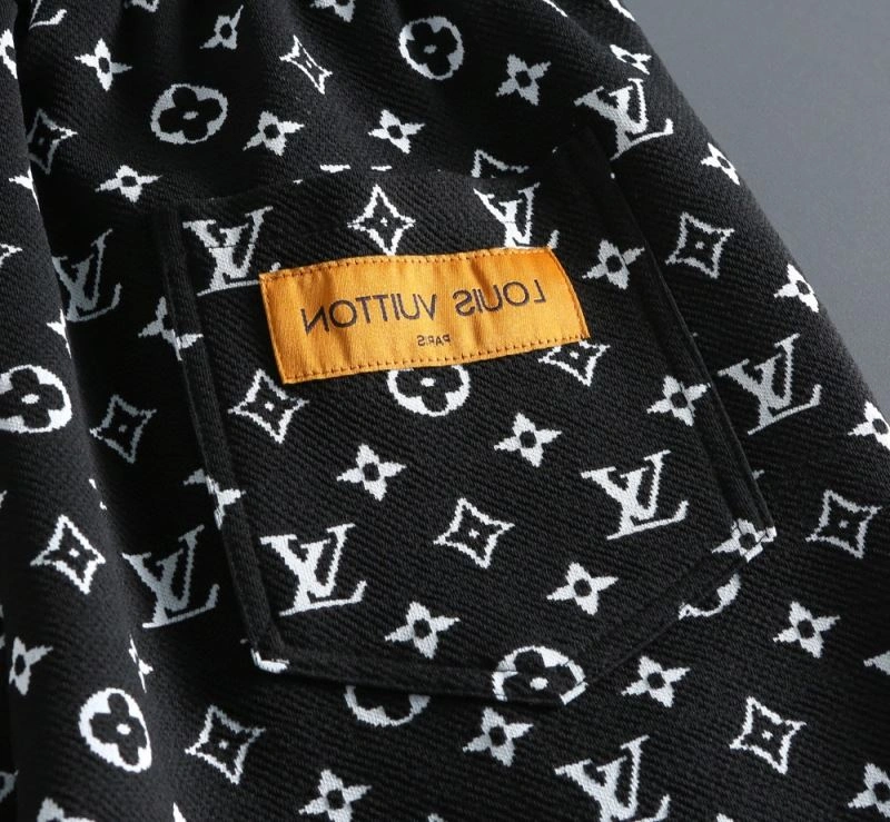 Exact replica Louis Vuitton Short Pants