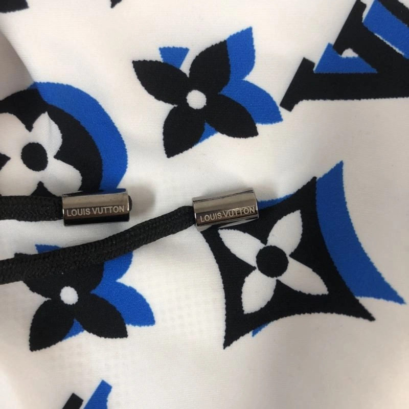 Value-priced Louis Vuitton Short Pants