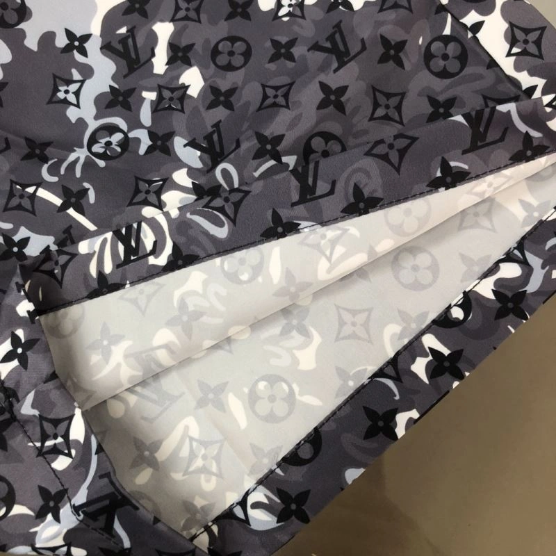 Inexpensive Louis Vuitton Short Pants