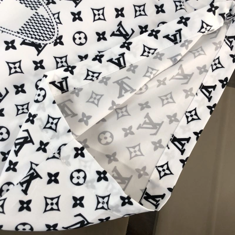 Factory-made Louis Vuitton Short Pants