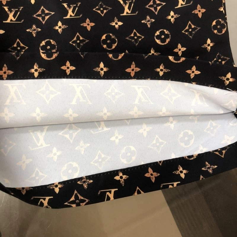 Accurate model Louis Vuitton Short Pants