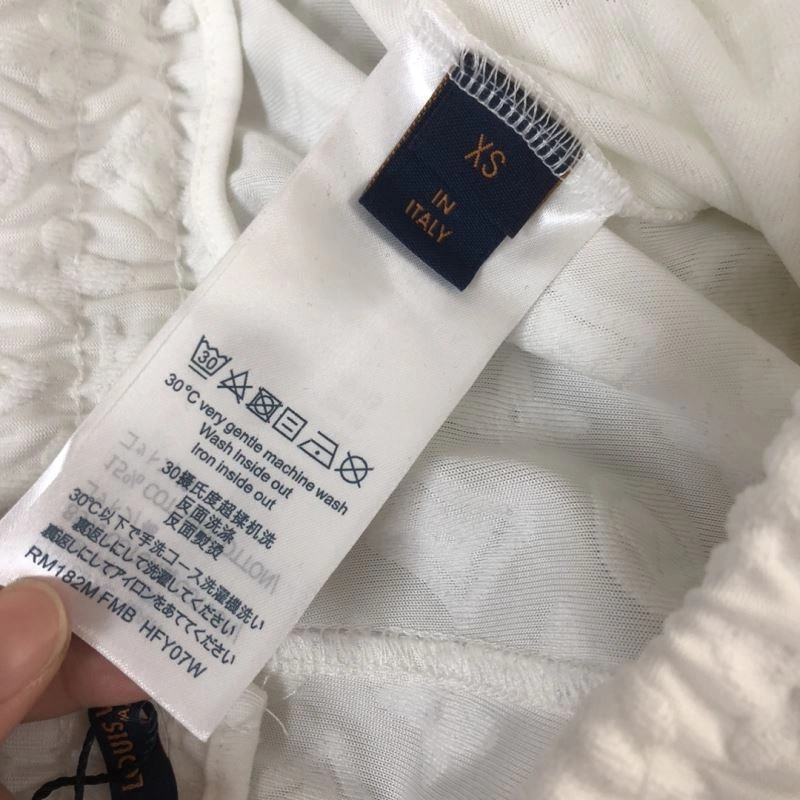 Indistinguishable Louis Vuitton Short Pants