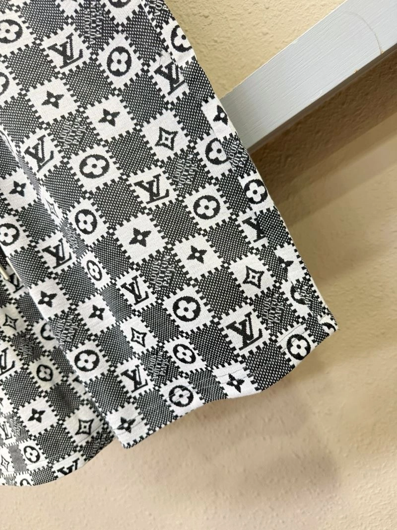 Bargain Louis Vuitton Short Pants