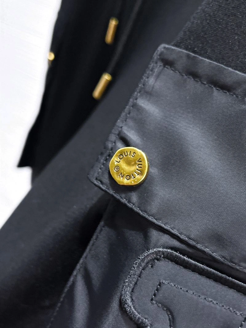 Official Louis Vuitton Short Pants