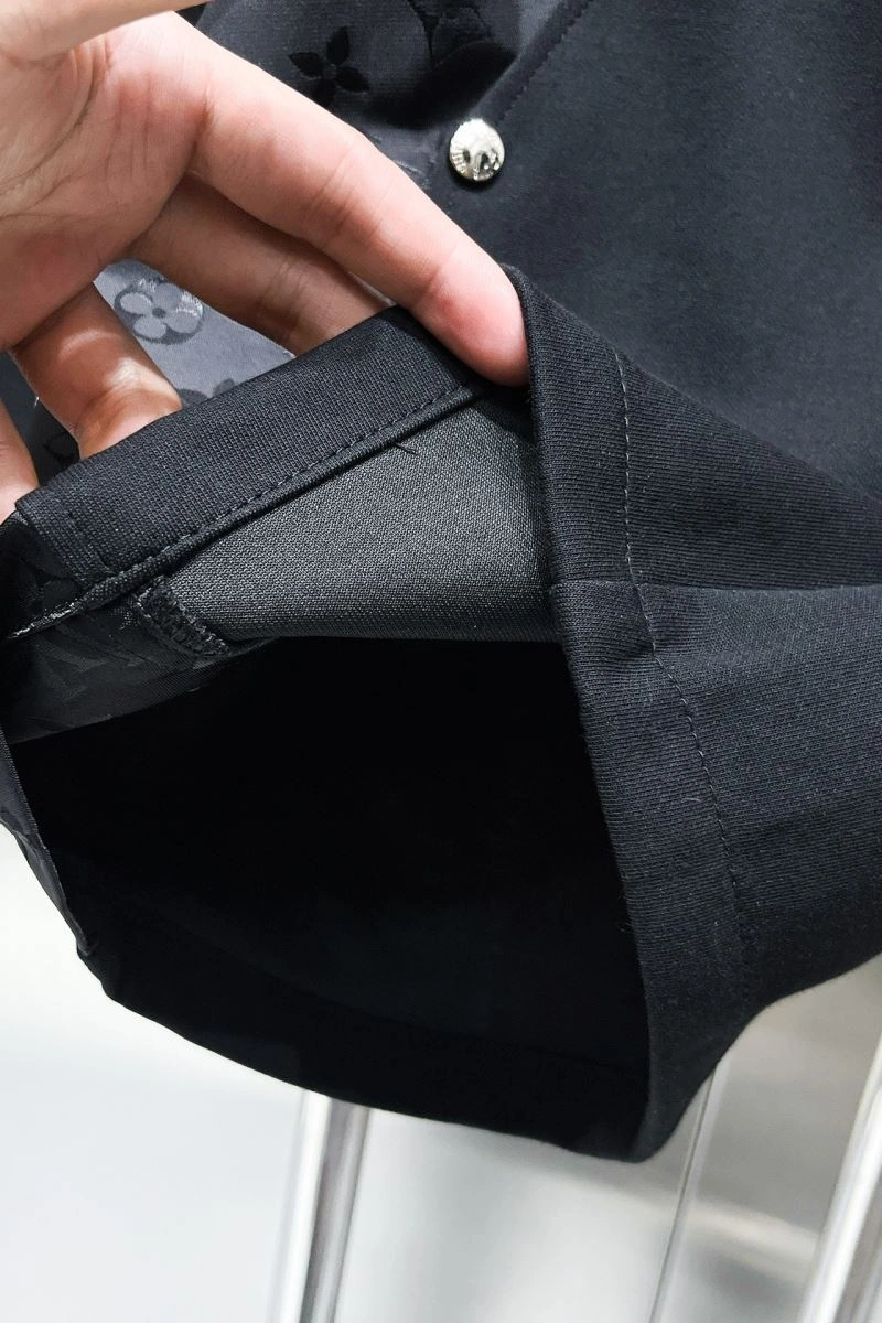 Factory-made Louis Vuitton Short Pants