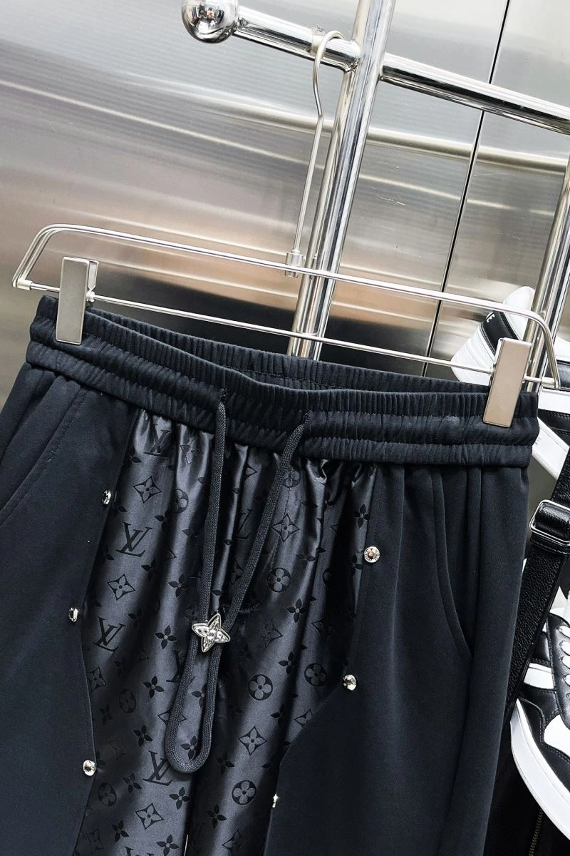 Factory-made Louis Vuitton Short Pants