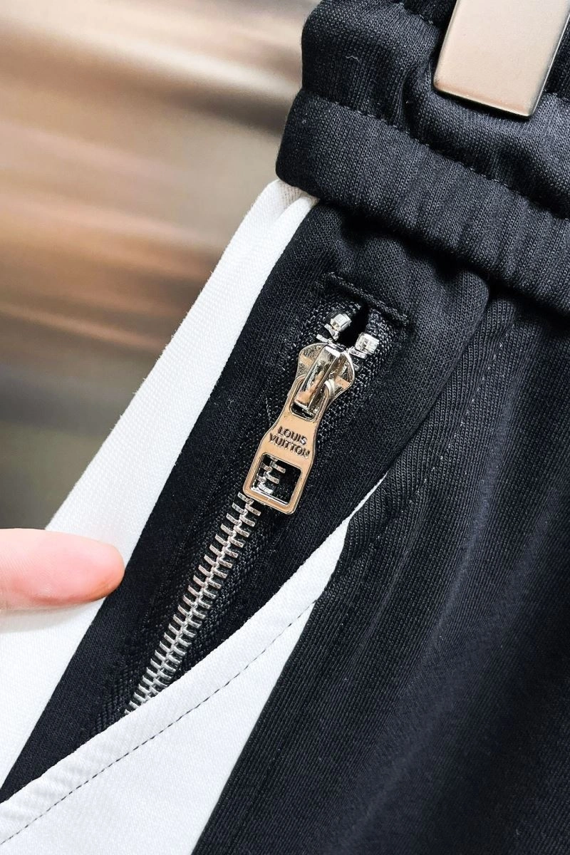 Factory-made Louis Vuitton Short Pants