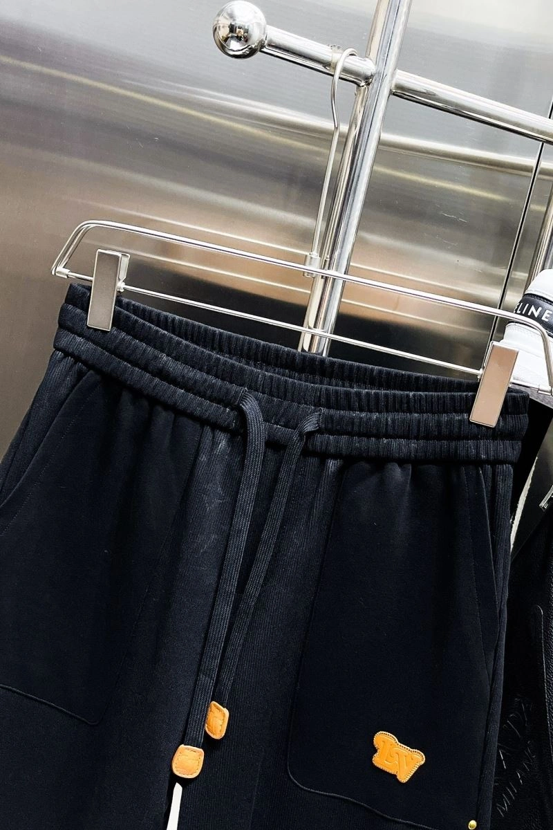 Bargain Louis Vuitton Short Pants