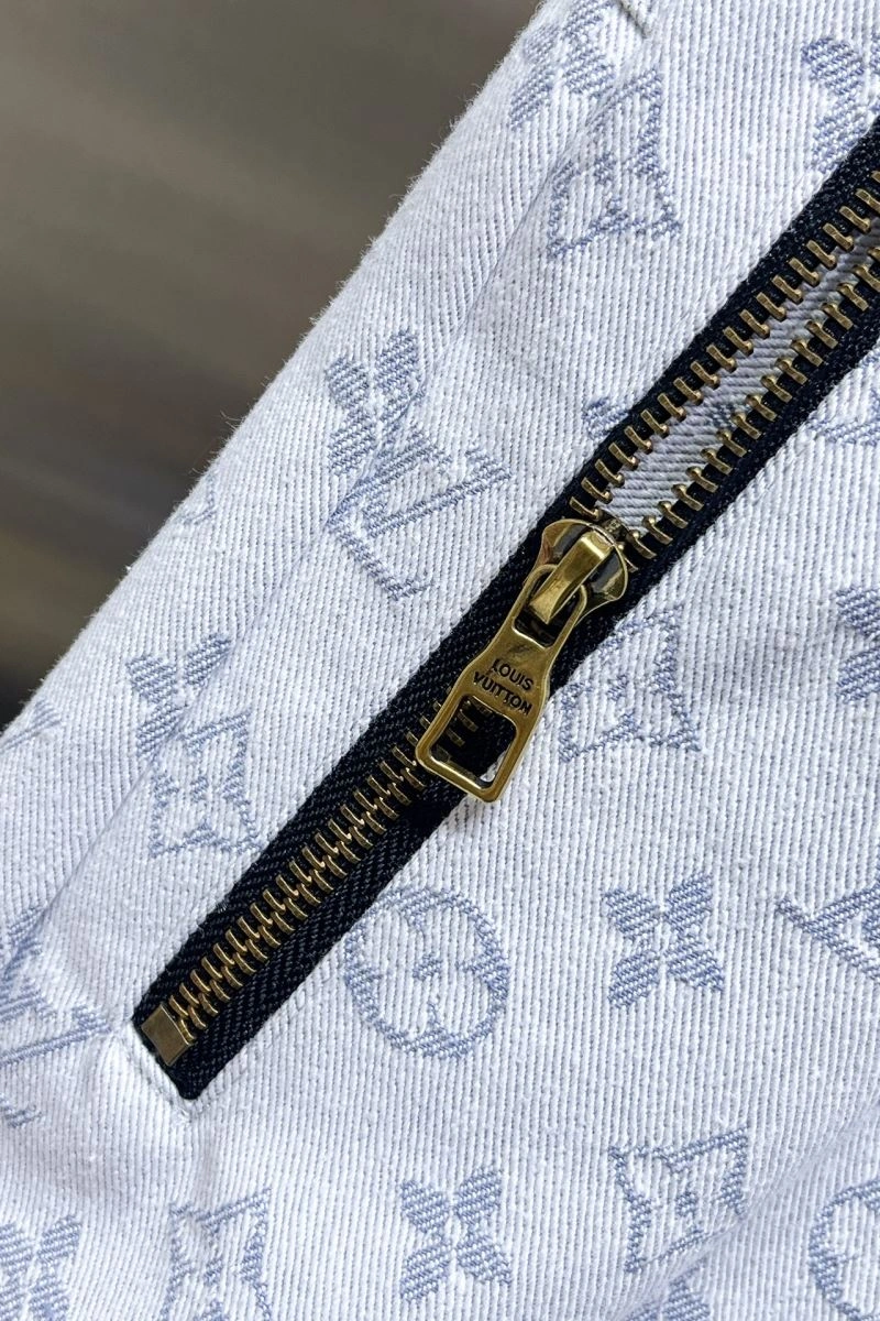 Inexpensive Louis Vuitton Short Pants