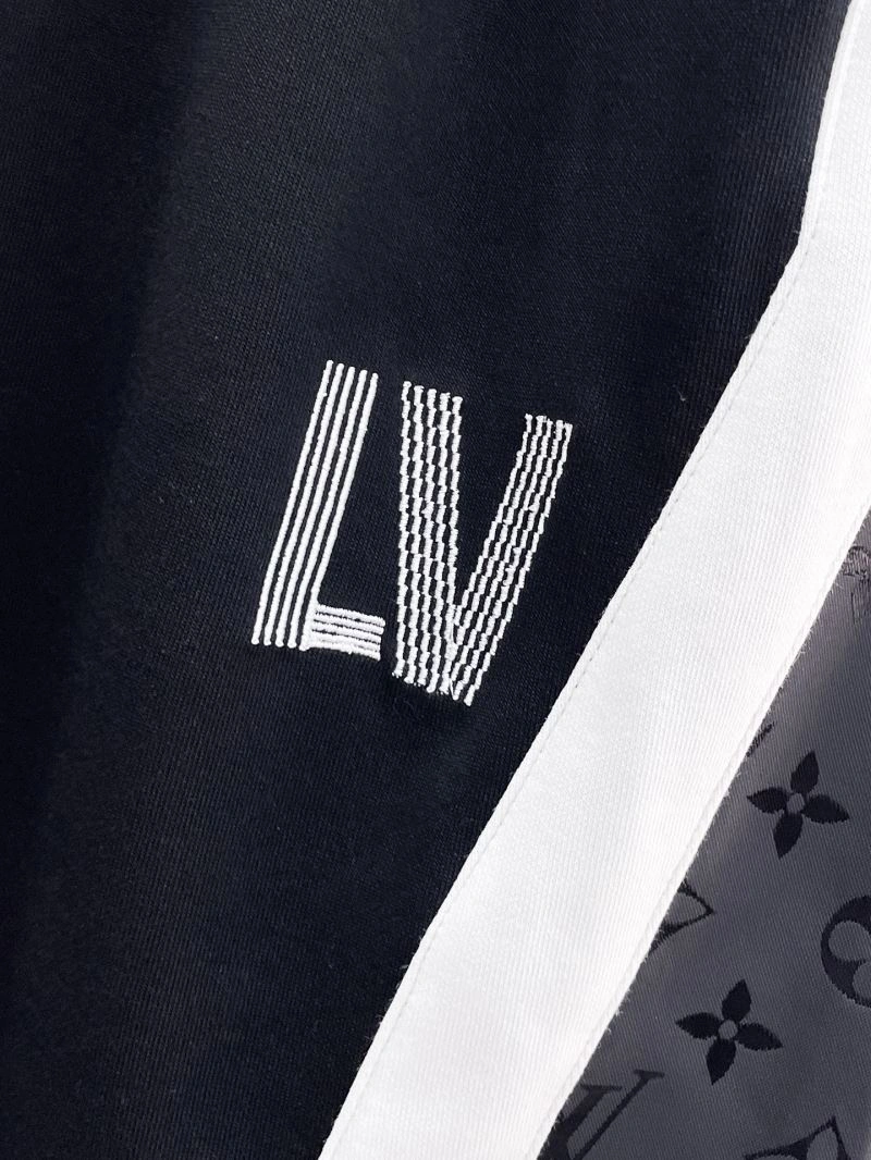 Official Louis Vuitton Short Pants