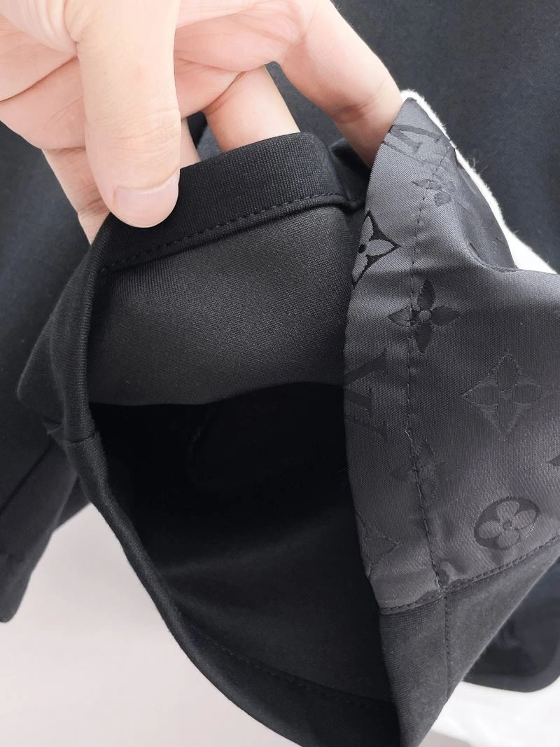 Official Louis Vuitton Short Pants