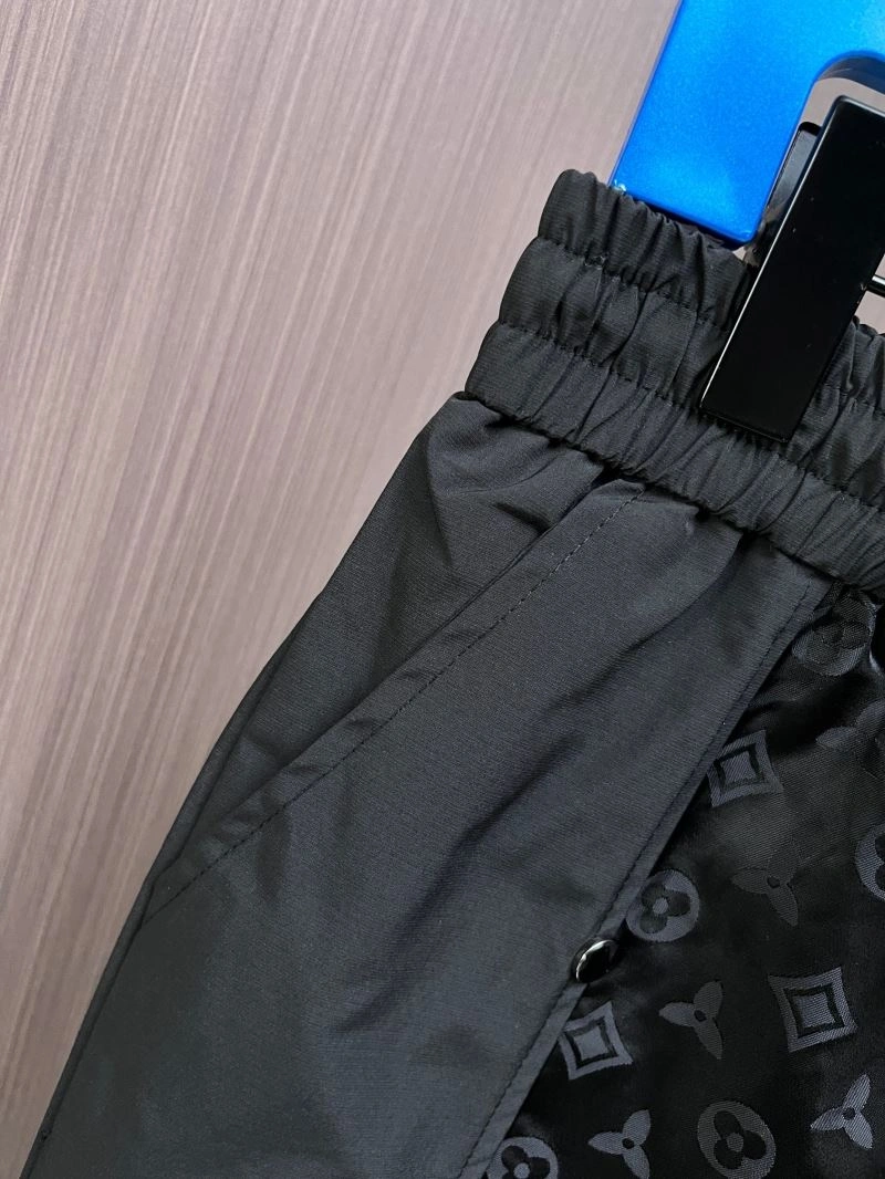 Indistinguishable Louis Vuitton Short Pants
