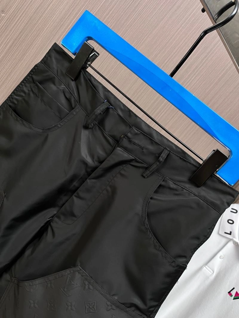 Inexpensive Louis Vuitton Short Pants
