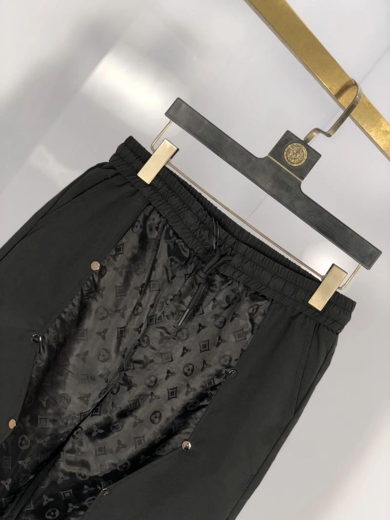 Factory-made Louis Vuitton Short Pants