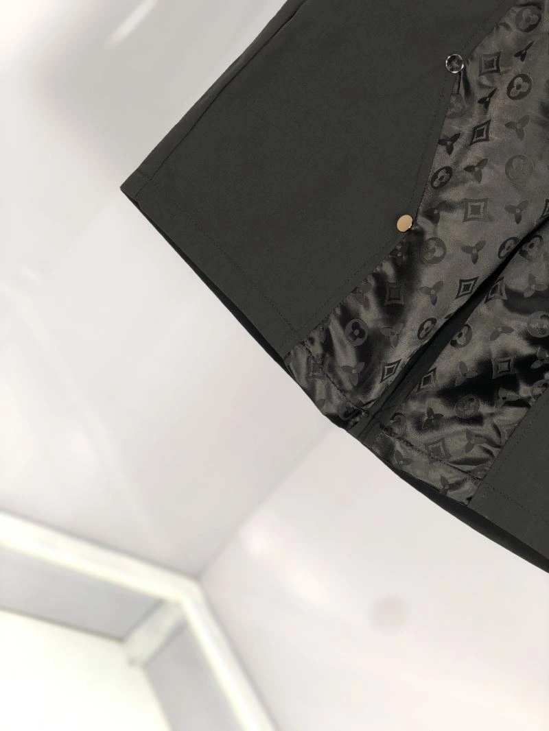 Factory-made Louis Vuitton Short Pants