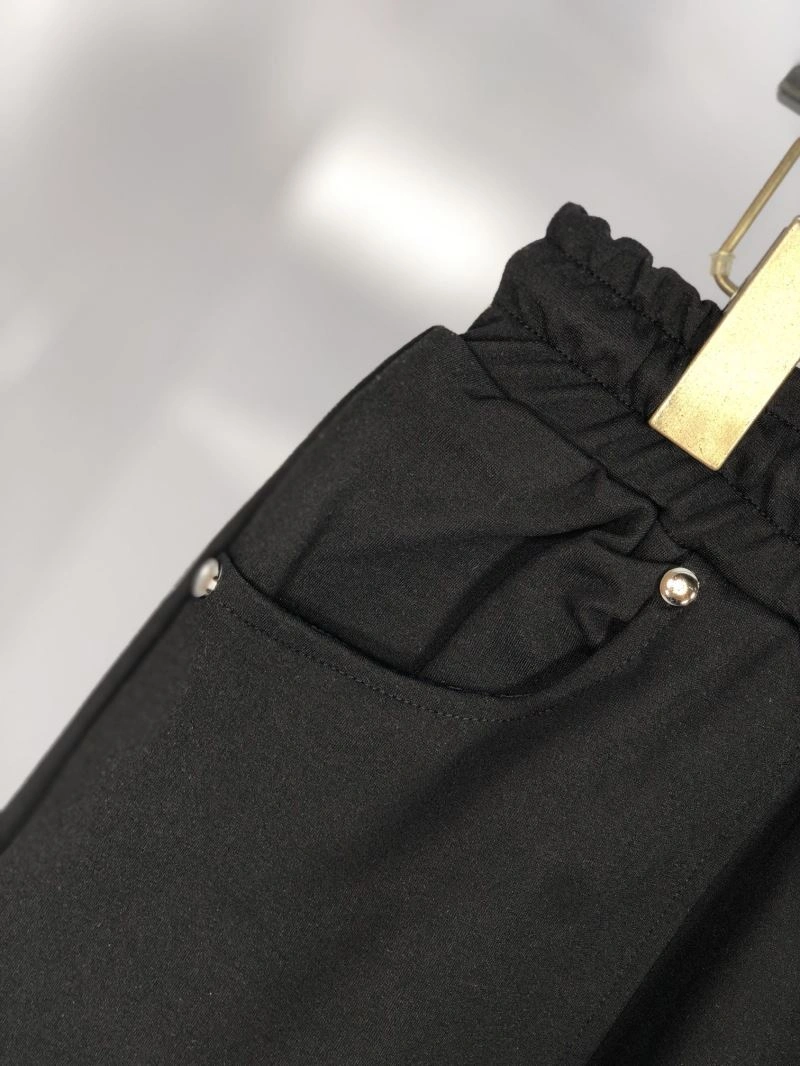 Reasonably priced Louis Vuitton Short Pants