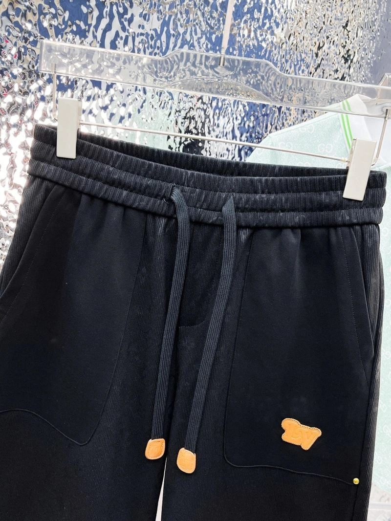 Top mirror Louis Vuitton Short Pants