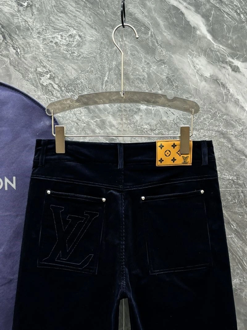 Official Louis Vuitton Short Pants