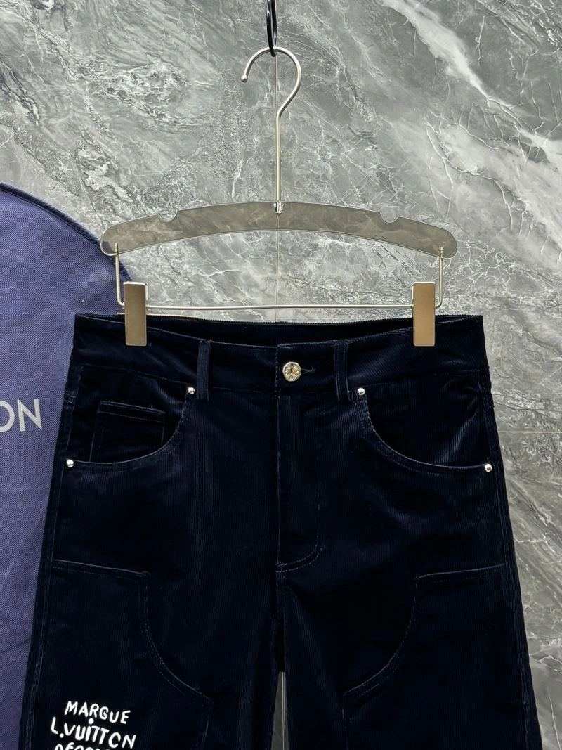 Official Louis Vuitton Short Pants