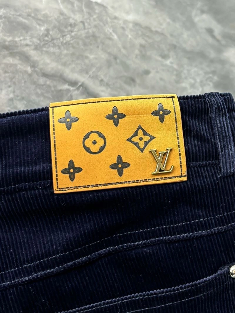 Official Louis Vuitton Short Pants