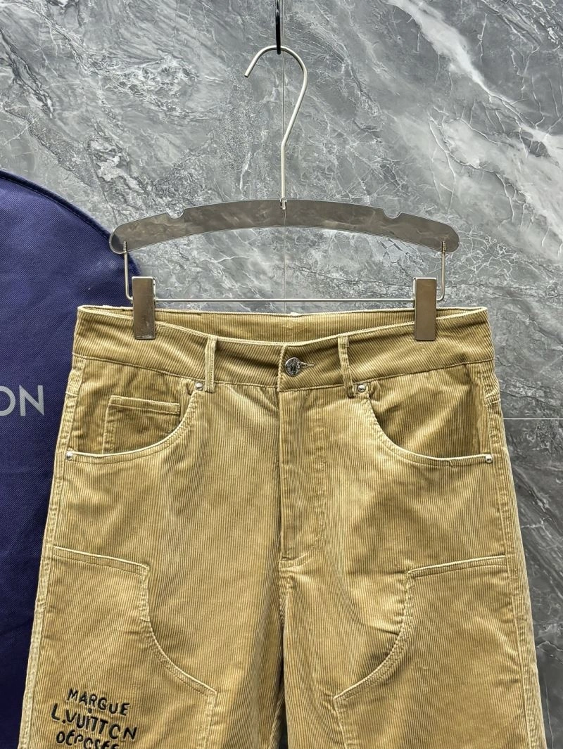 Brand-authenticated Louis Vuitton Short Pants
