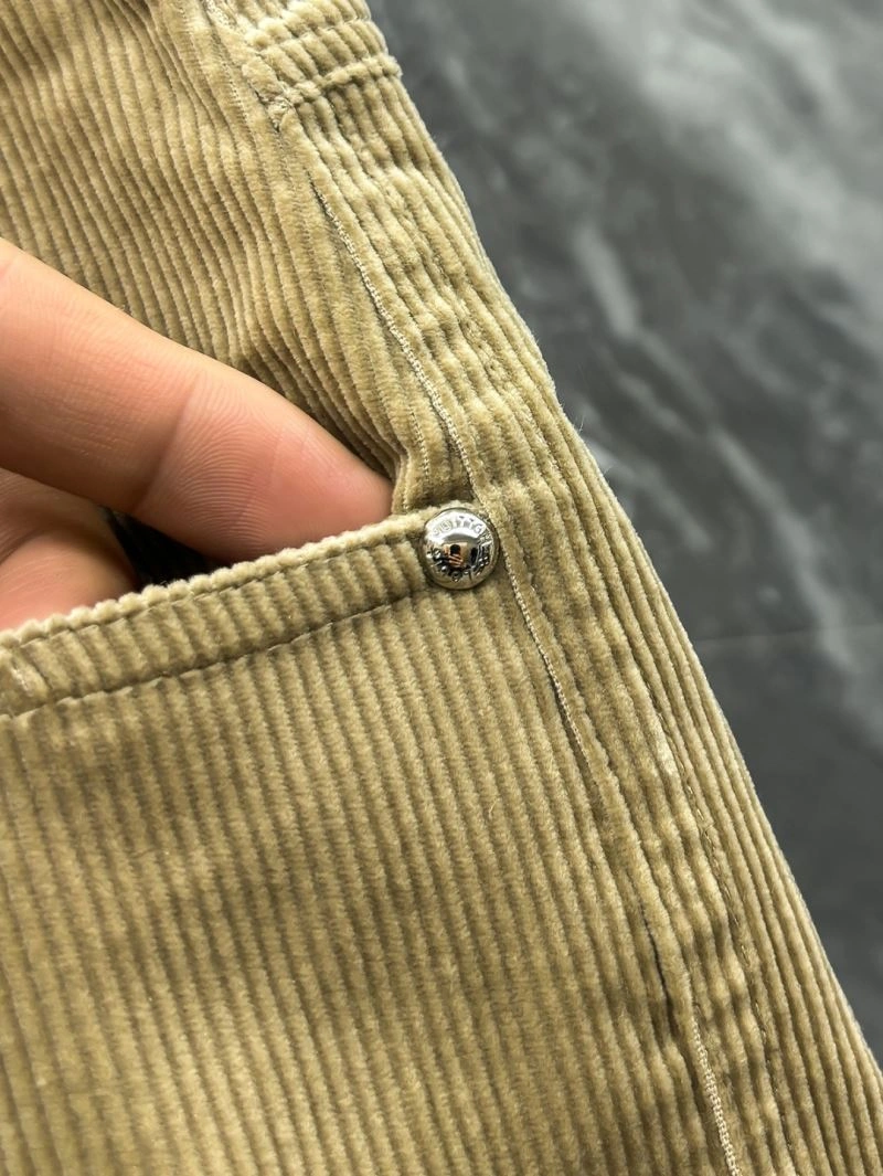 Brand-authenticated Louis Vuitton Short Pants