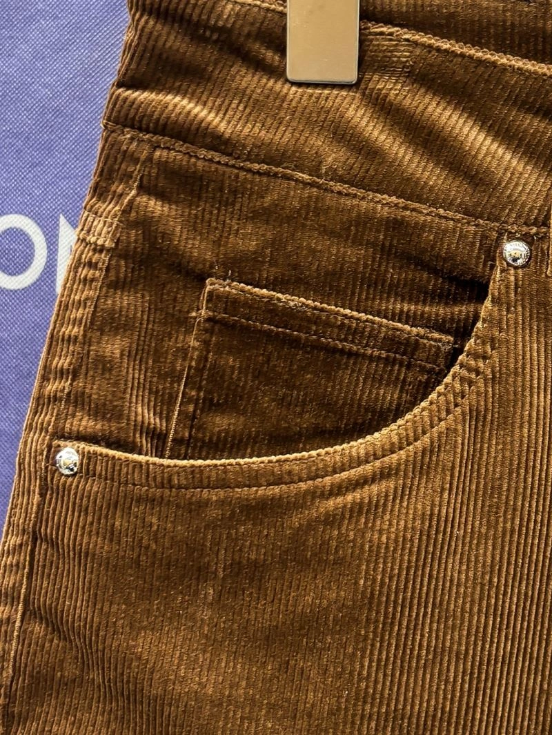 Exact replica Louis Vuitton Short Pants
