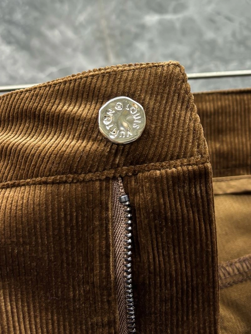 Exact replica Louis Vuitton Short Pants