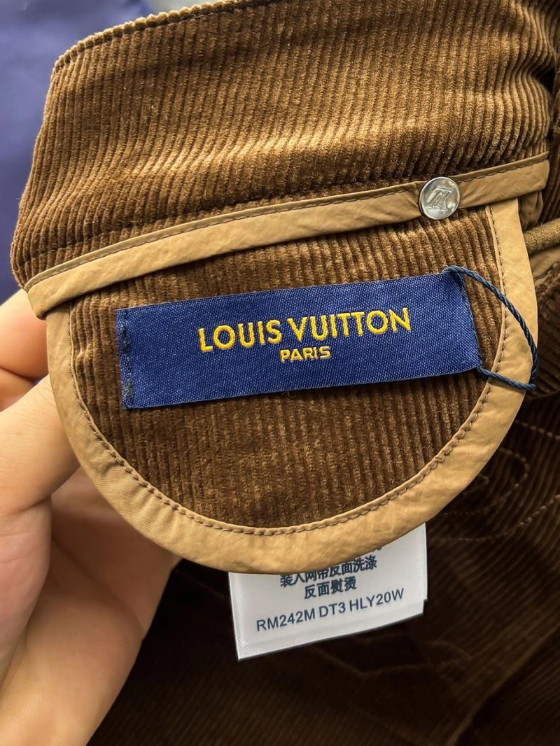 Exact replica Louis Vuitton Short Pants