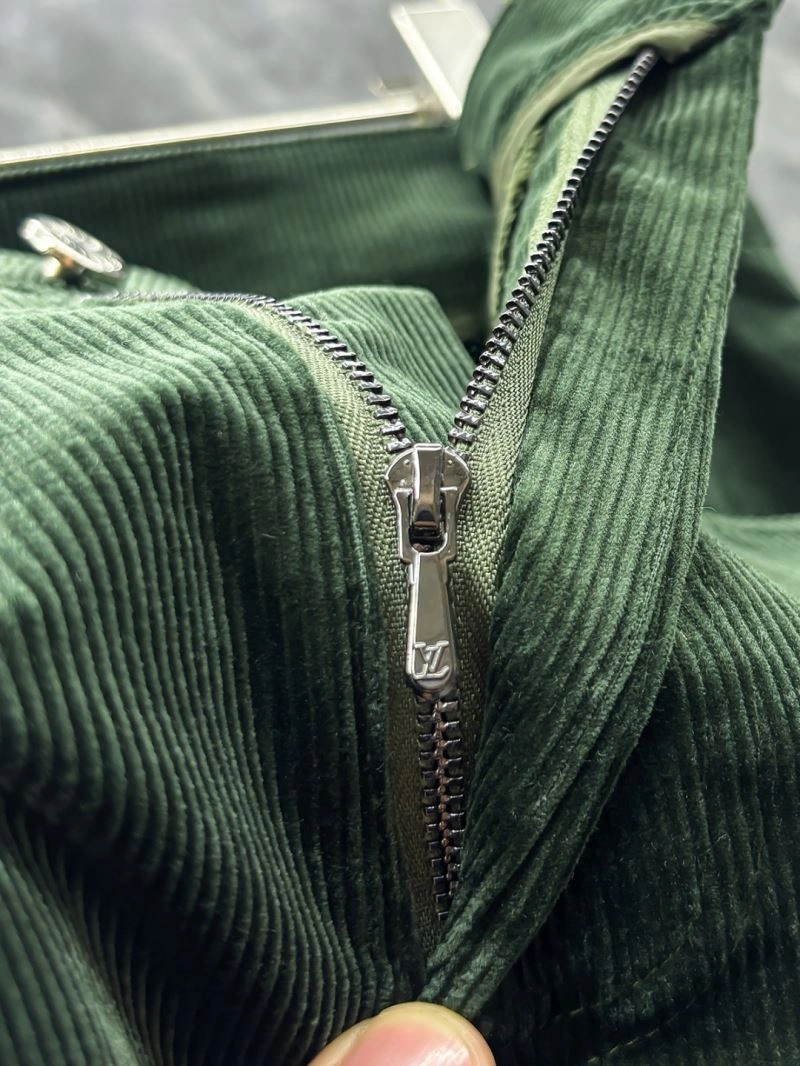 Factory-made Louis Vuitton Short Pants
